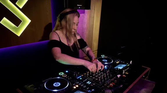 From Access to HE to BA graduate: Kelly Hart's journey with dBs Plymouth